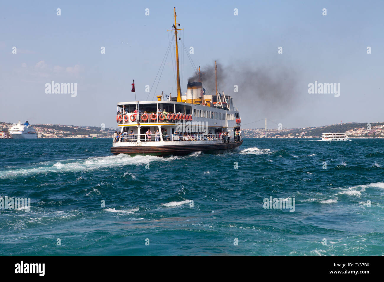 ferry on the Bosphorus, istanbul Stock Photo - Alamy