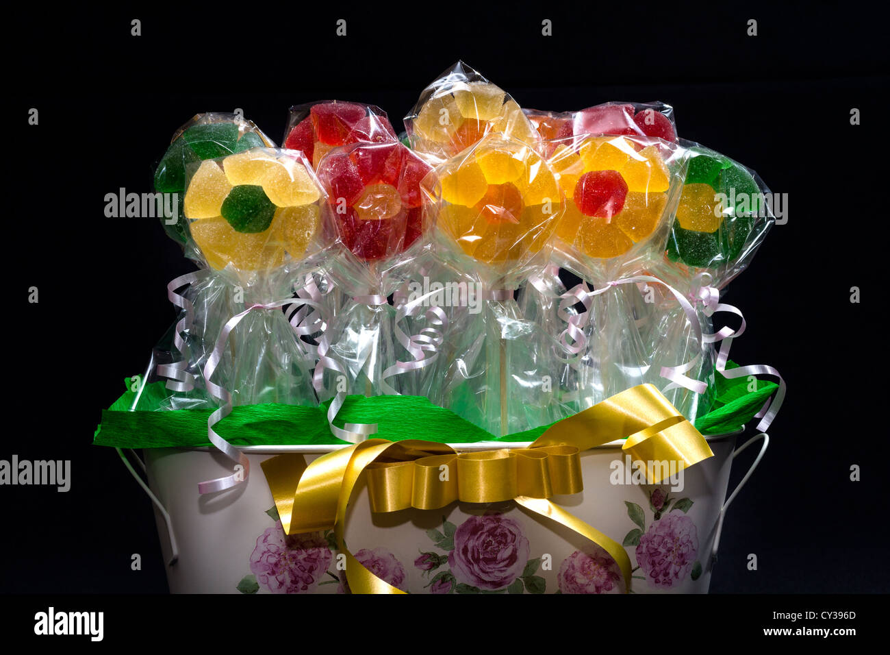 Yellow gumdrop hi-res stock photography and images - Alamy