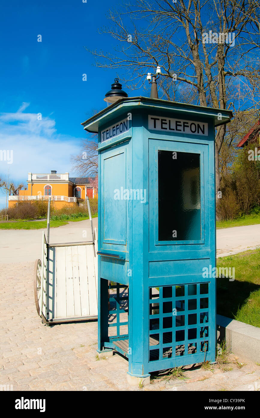 Telephone call box phone booth hi-res stock photography and images - Alamy