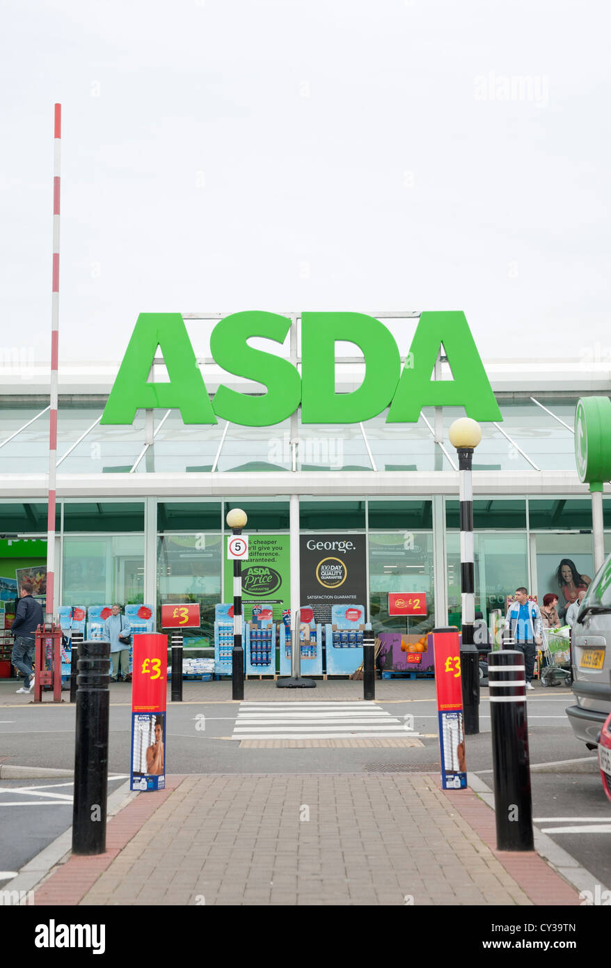 An Asda supermarket Stock Photo - Alamy