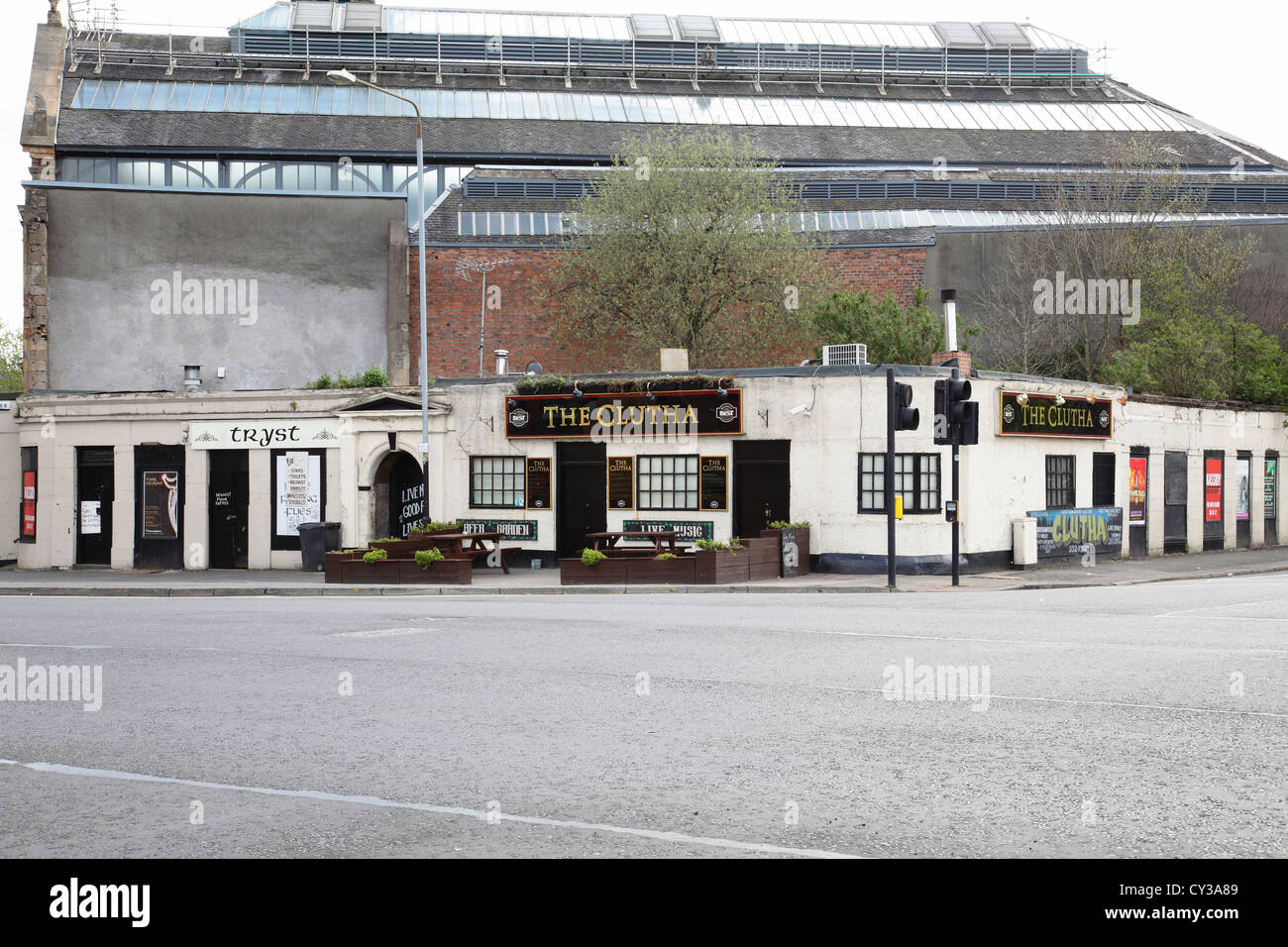 Pub in stockwell hi-res stock photography and images - Alamy