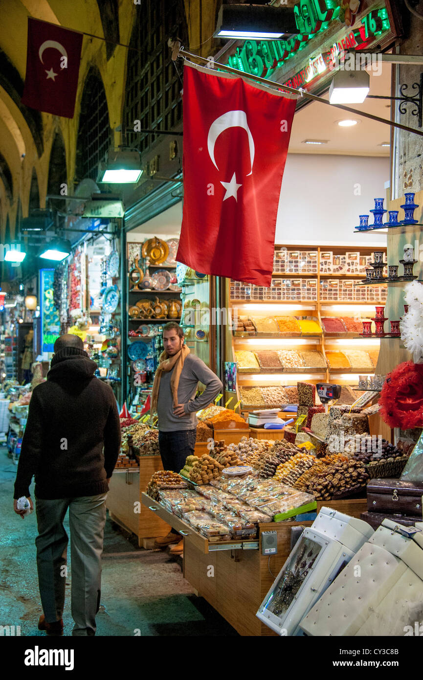 Grand food market hi-res stock photography and images - Alamy