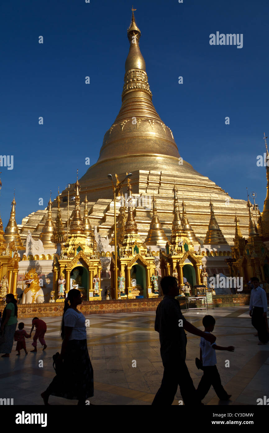 The golden Stupa of the Shwedagon Pagoda in Rangoon, Myanmar Stock ...