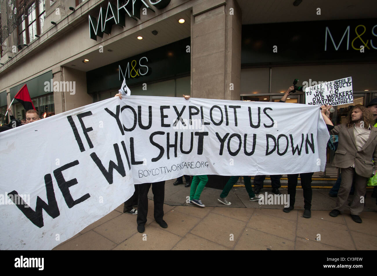 Anonymous protest london hi-res stock photography and images - Alamy