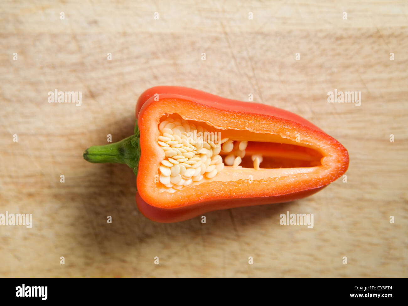 Cross section red capsicum hi-res stock photography and images - Alamy