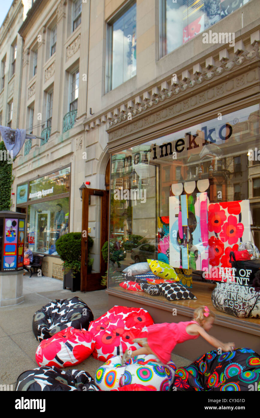 Luxury shopping street hi-res stock photography and images - Alamy