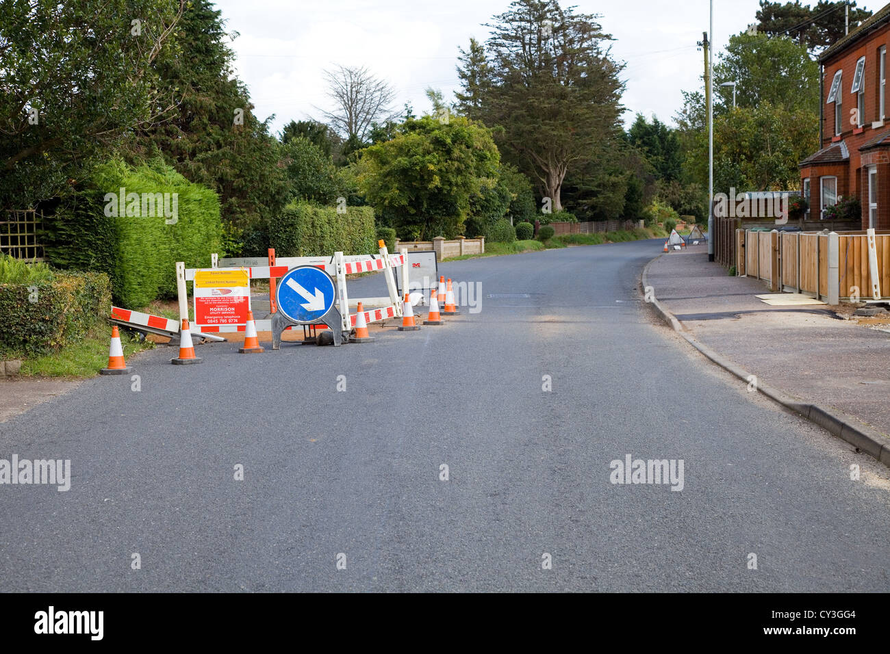Keep right sign hi-res stock photography and images - Alamy