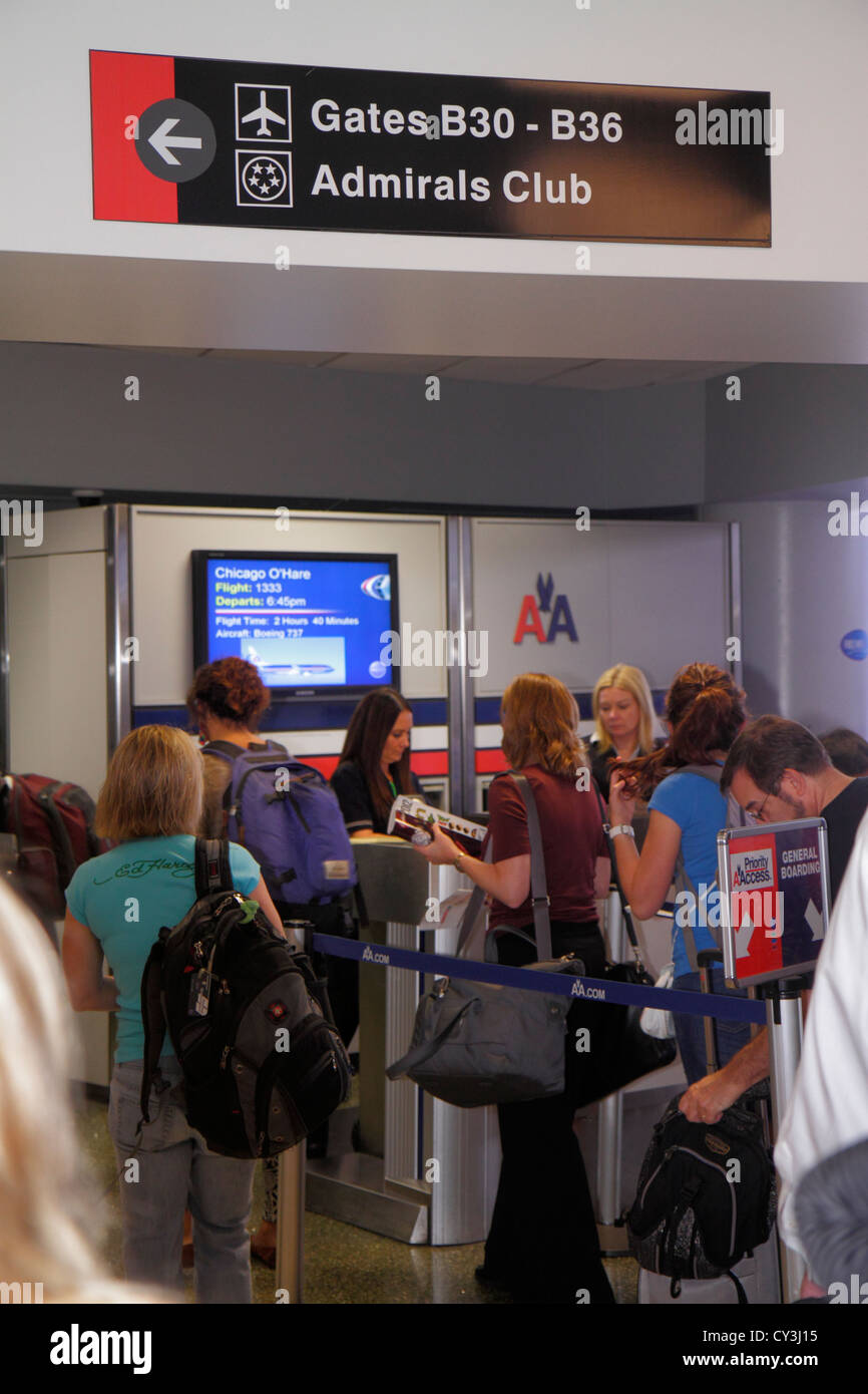 Bos boston logan international airport hi-res stock photography and ...