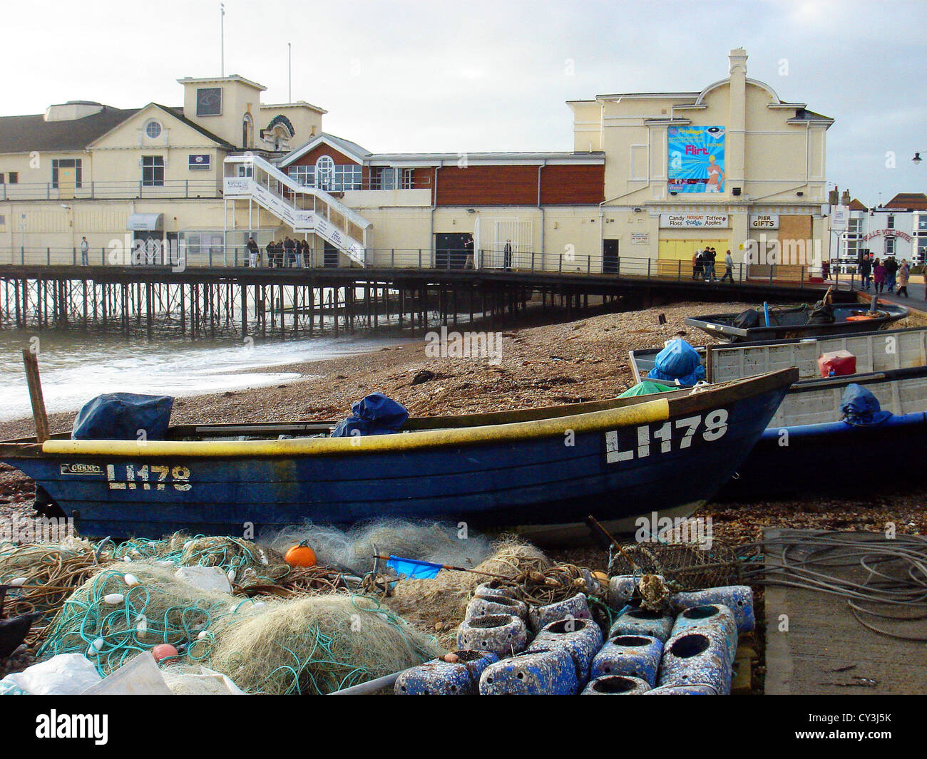 Bognor famous beach hi-res stock photography and images - Alamy