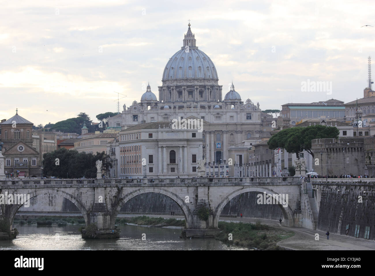 a beautiful and romantic view of Rome and the Vatican by the Tevere ...