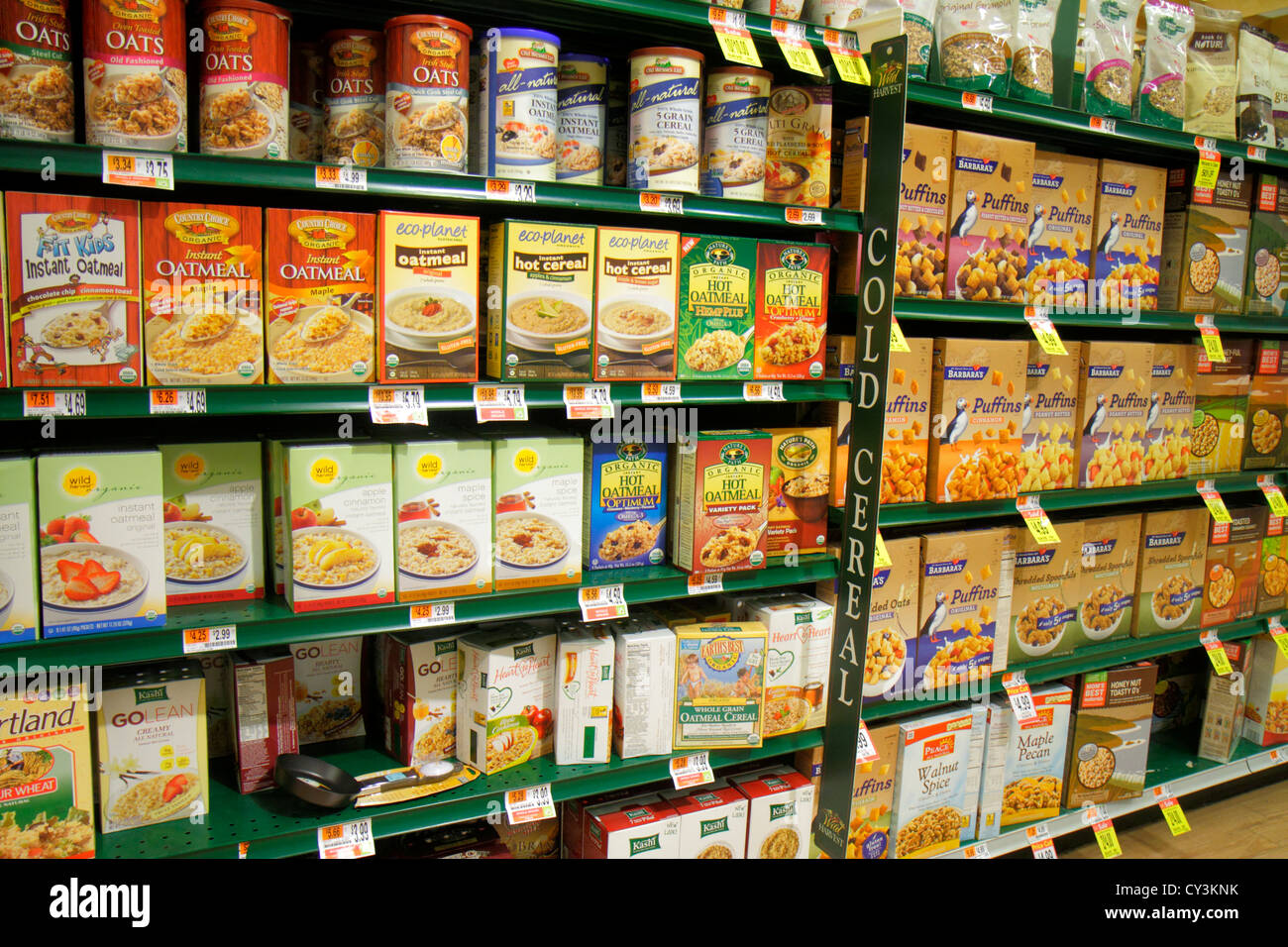 Shaw's shaw's supermarket hi-res stock photography and images - Alamy