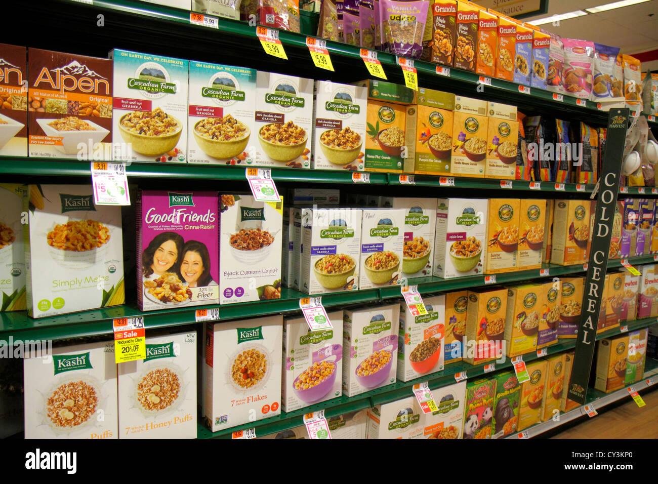Shaw's shaw's supermarket hi-res stock photography and images - Alamy