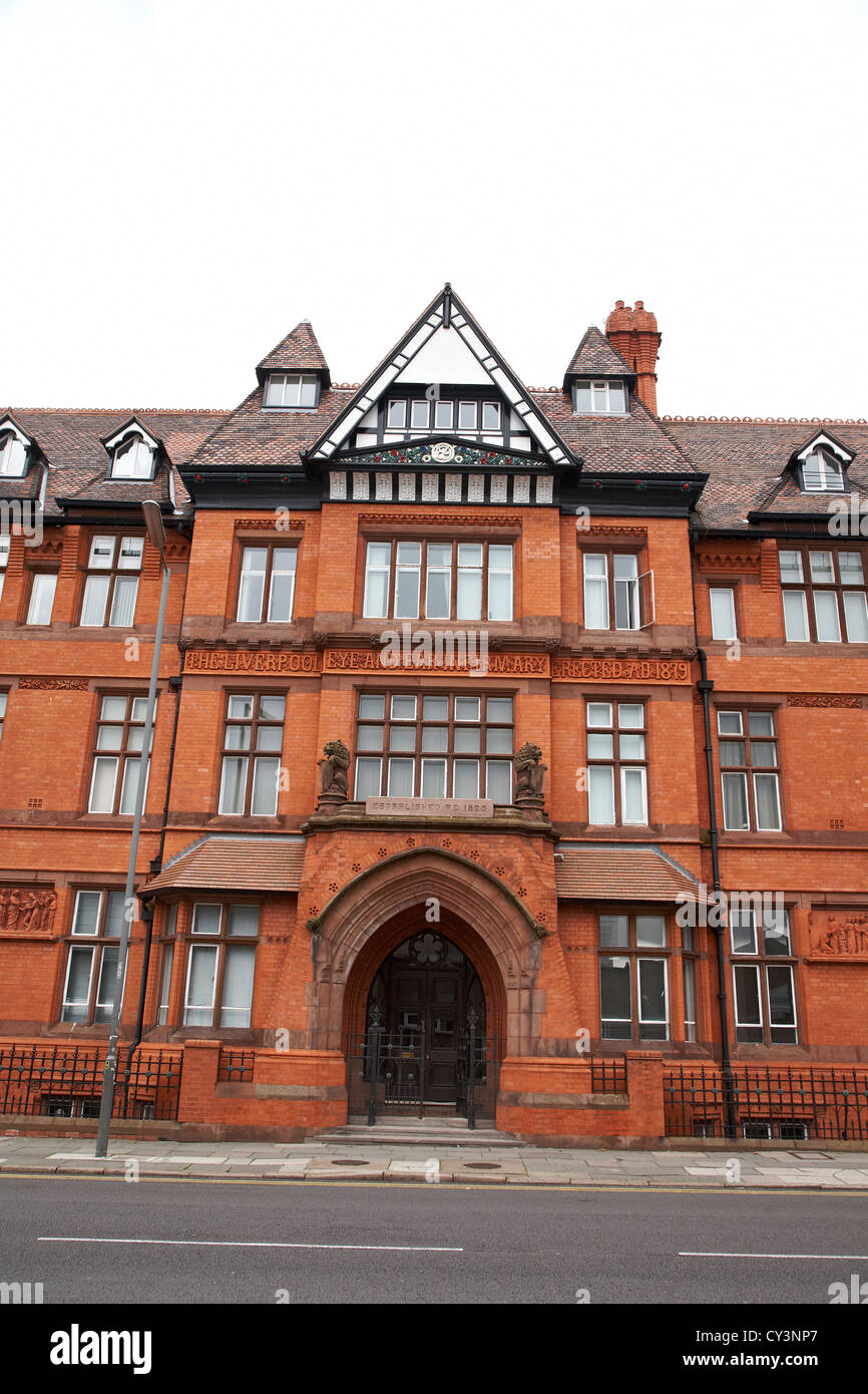 Eye hospital infirmary hi-res stock photography and images - Alamy