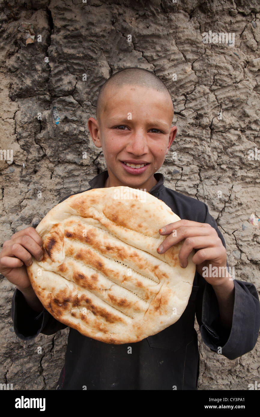 bread bakery in Kabul, Afghanistan Stock Photo - Alamy