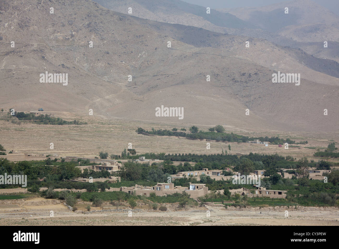 Maidan wardak mountain hi-res stock photography and images - Alamy