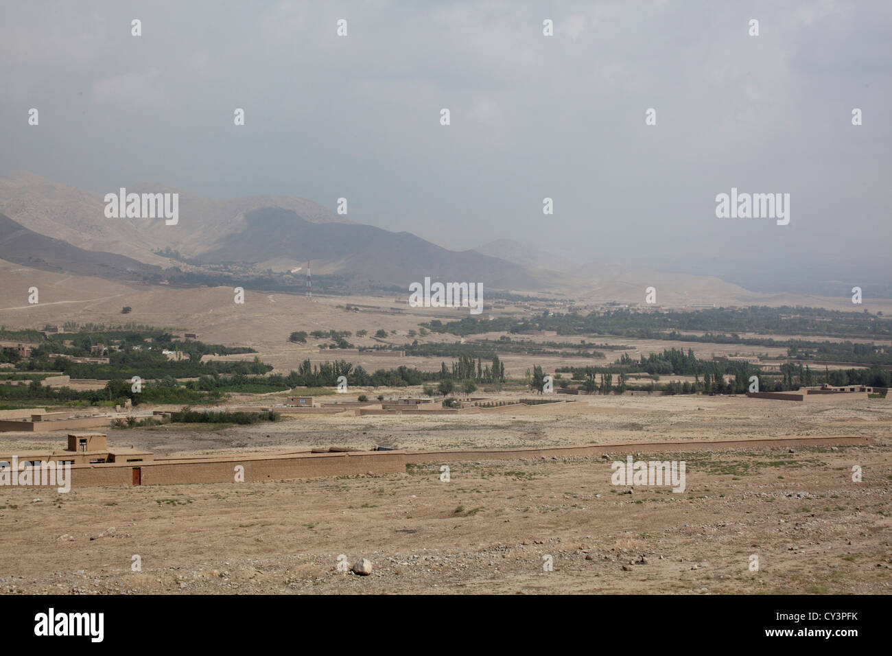 Maidan wardak mountain hi-res stock photography and images - Alamy