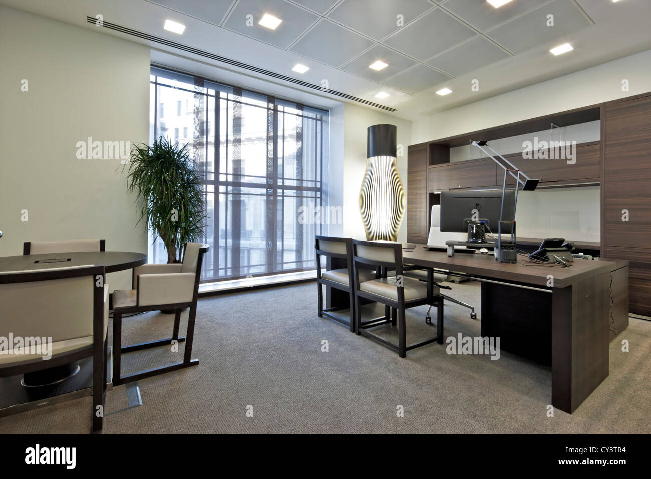 Commercial chinese bank london hi-res stock photography and images - Alamy