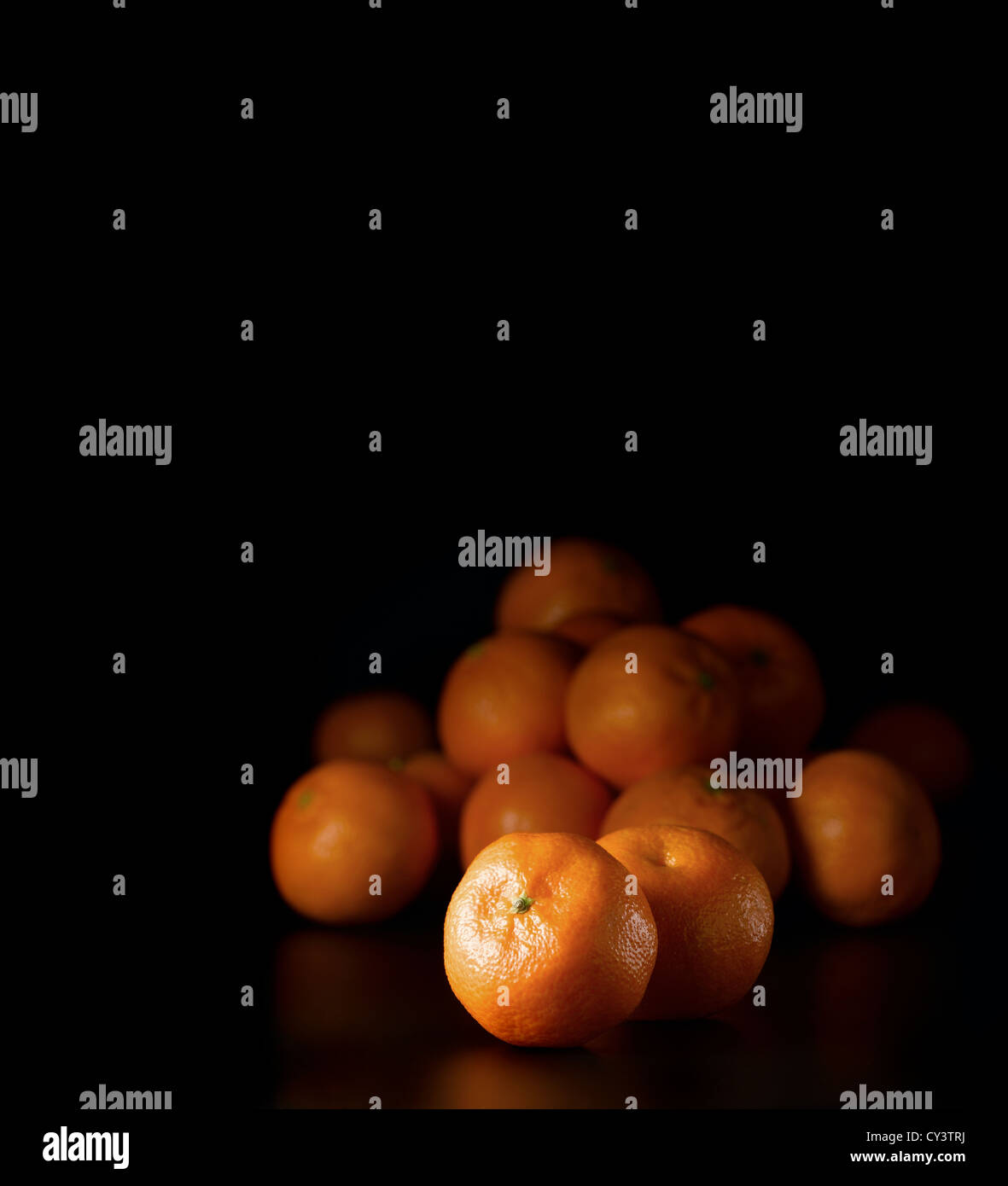 Eat mandarin hi-res stock photography and images - Alamy