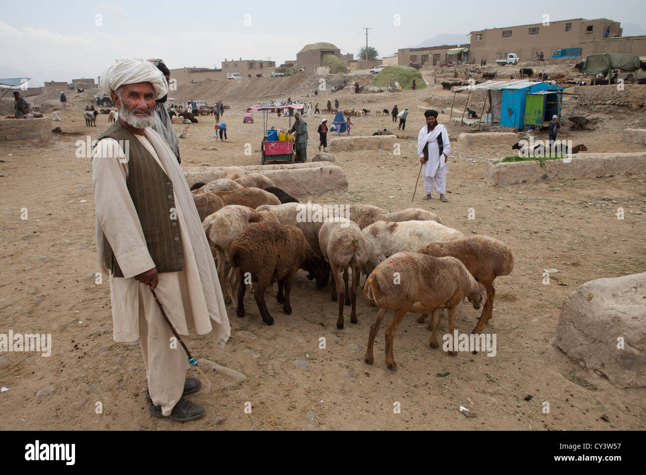 Afghanistan farmers hi-res stock photography and images - Alamy