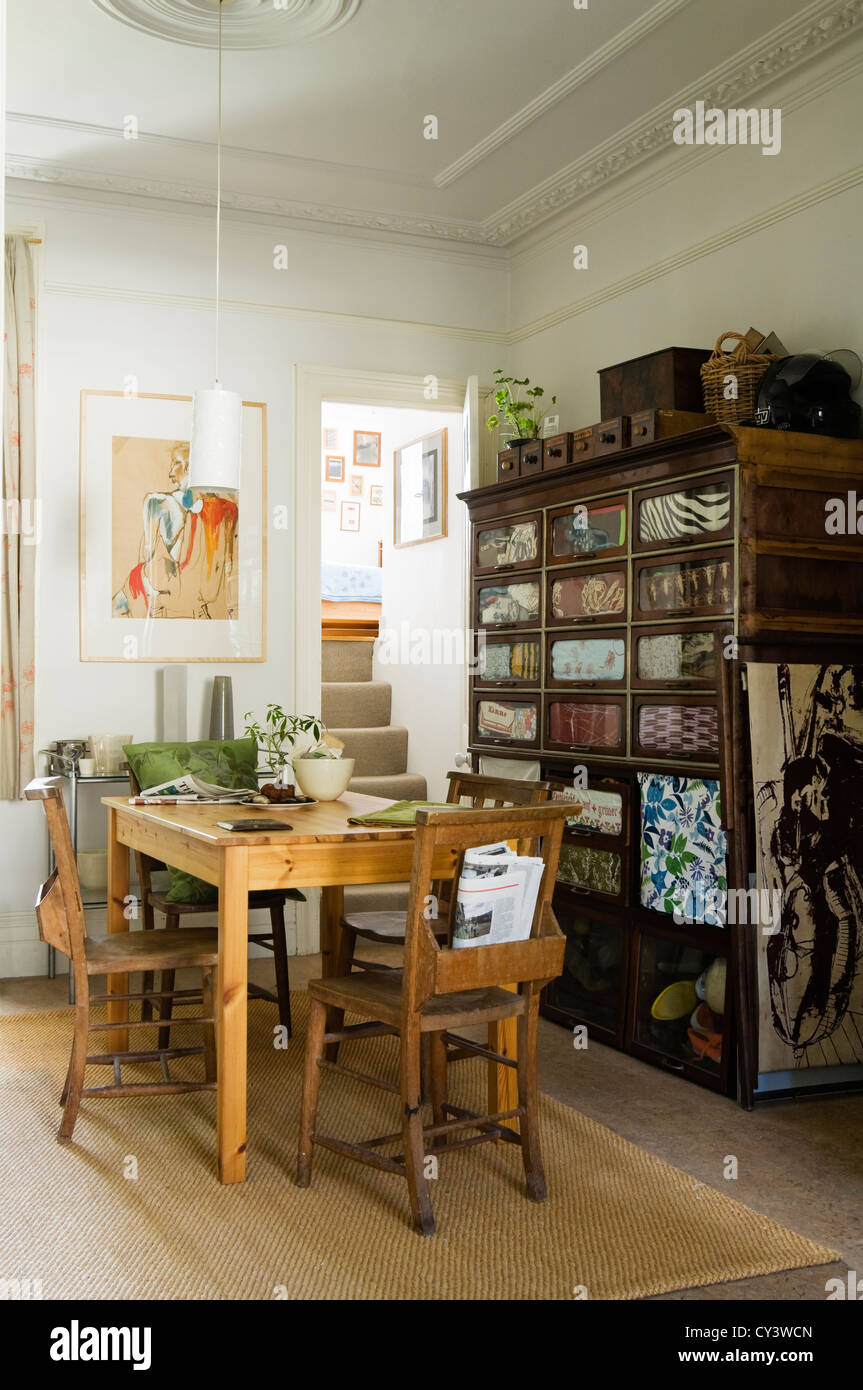 Victorian ceiling rose hi-res stock photography and images - Alamy