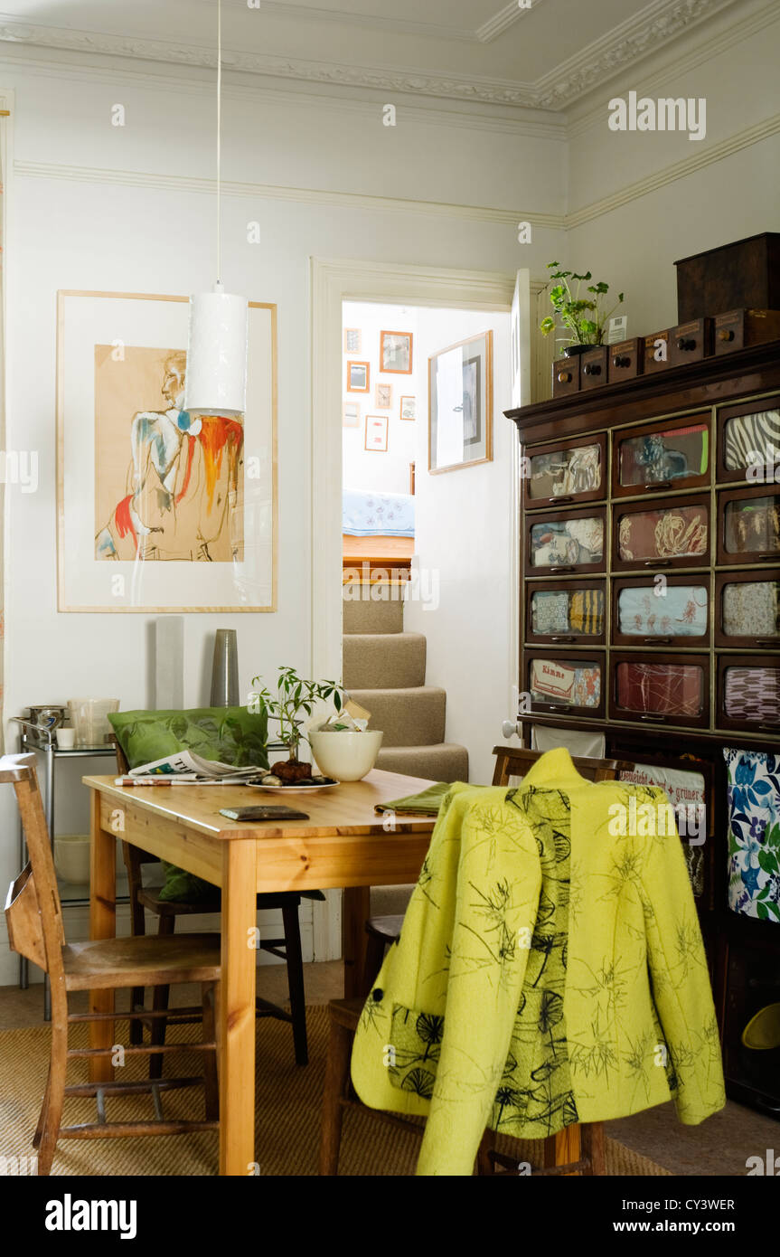 One bedroomed Victorian flat in North London with fabric design by ...