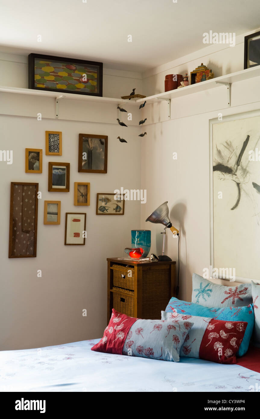 One bedroomed Victorian flat in North London with fabric design by ...