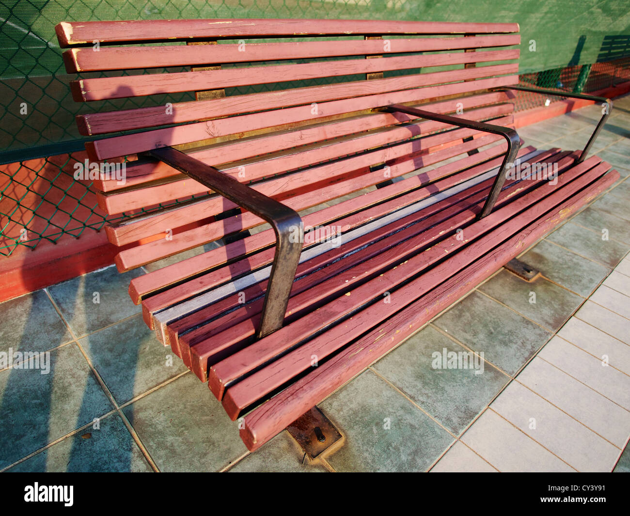 Old worn bench hi-res stock photography and images - Alamy