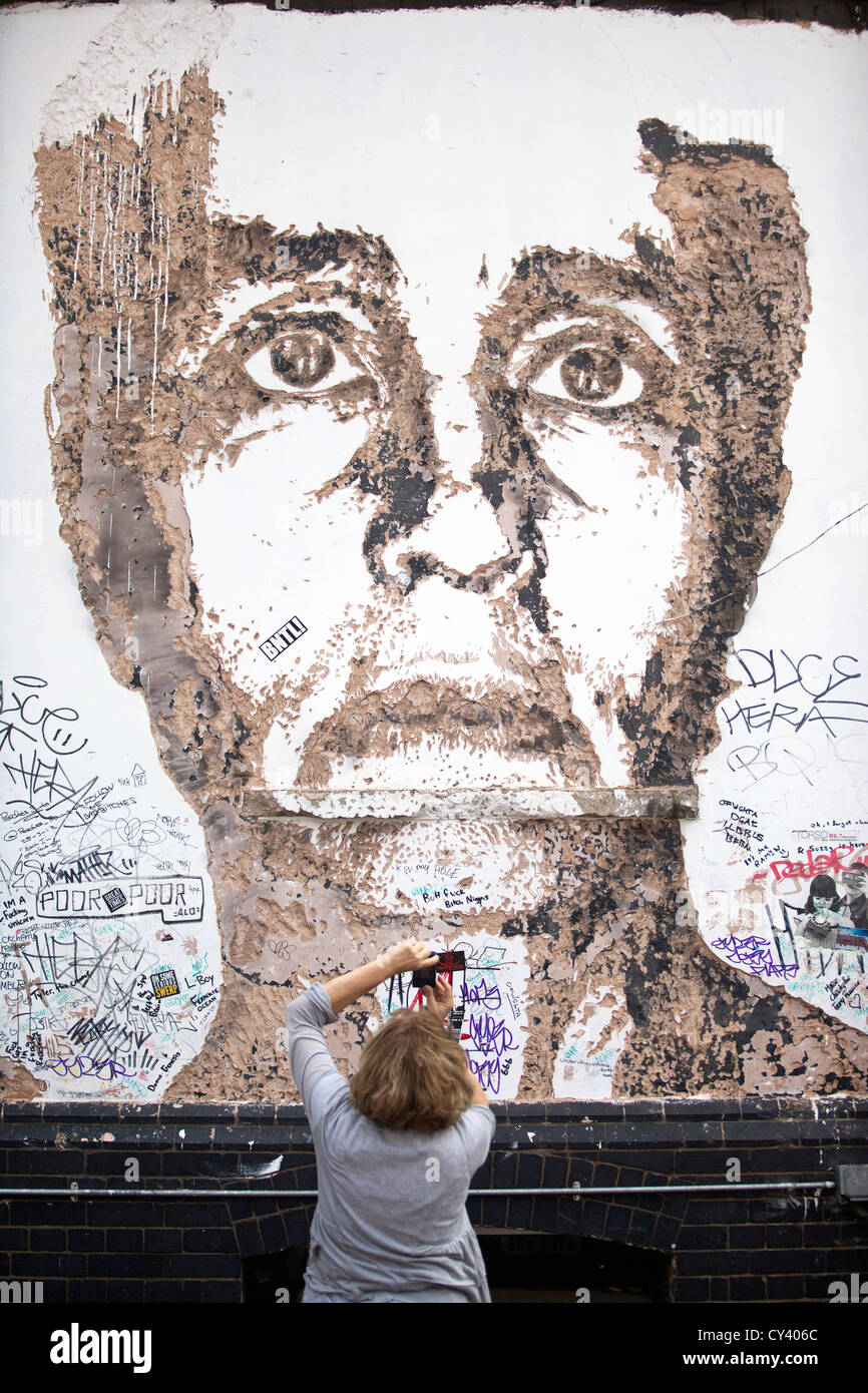 Spitalfields london street art hi-res stock photography and images - Alamy