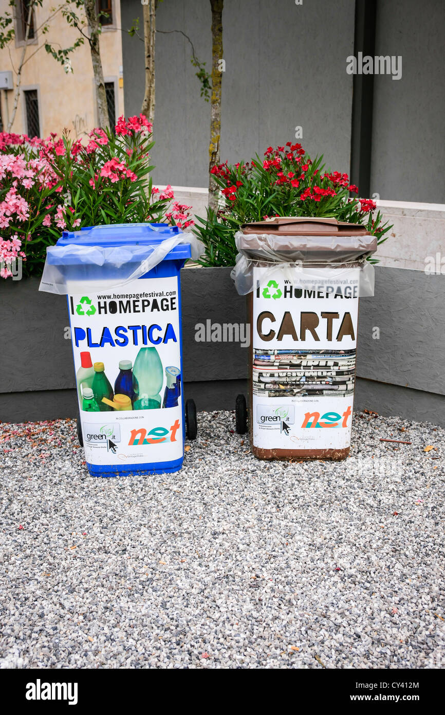Recycling recycle bins italy hi-res stock photography and images - Alamy