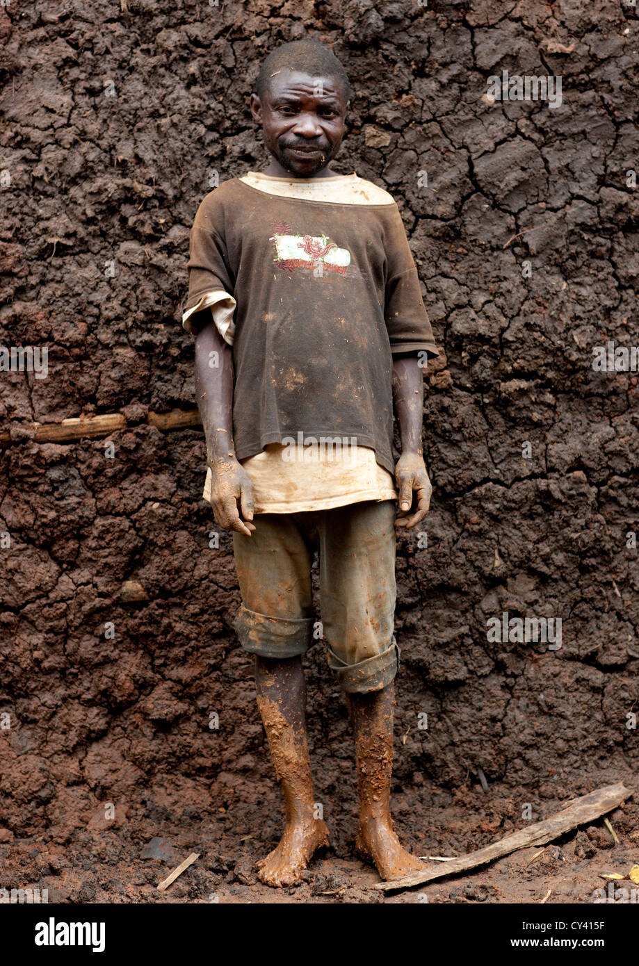 Tribu batwa rwanda hi-res stock photography and images - Alamy