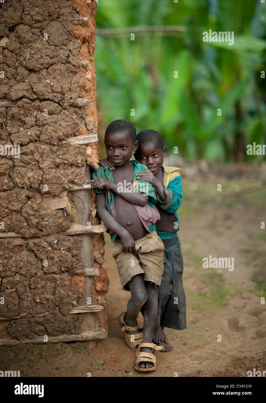 Batwa Tribe In Cyamudongo Village - Rwanda Stock Photo - Alamy