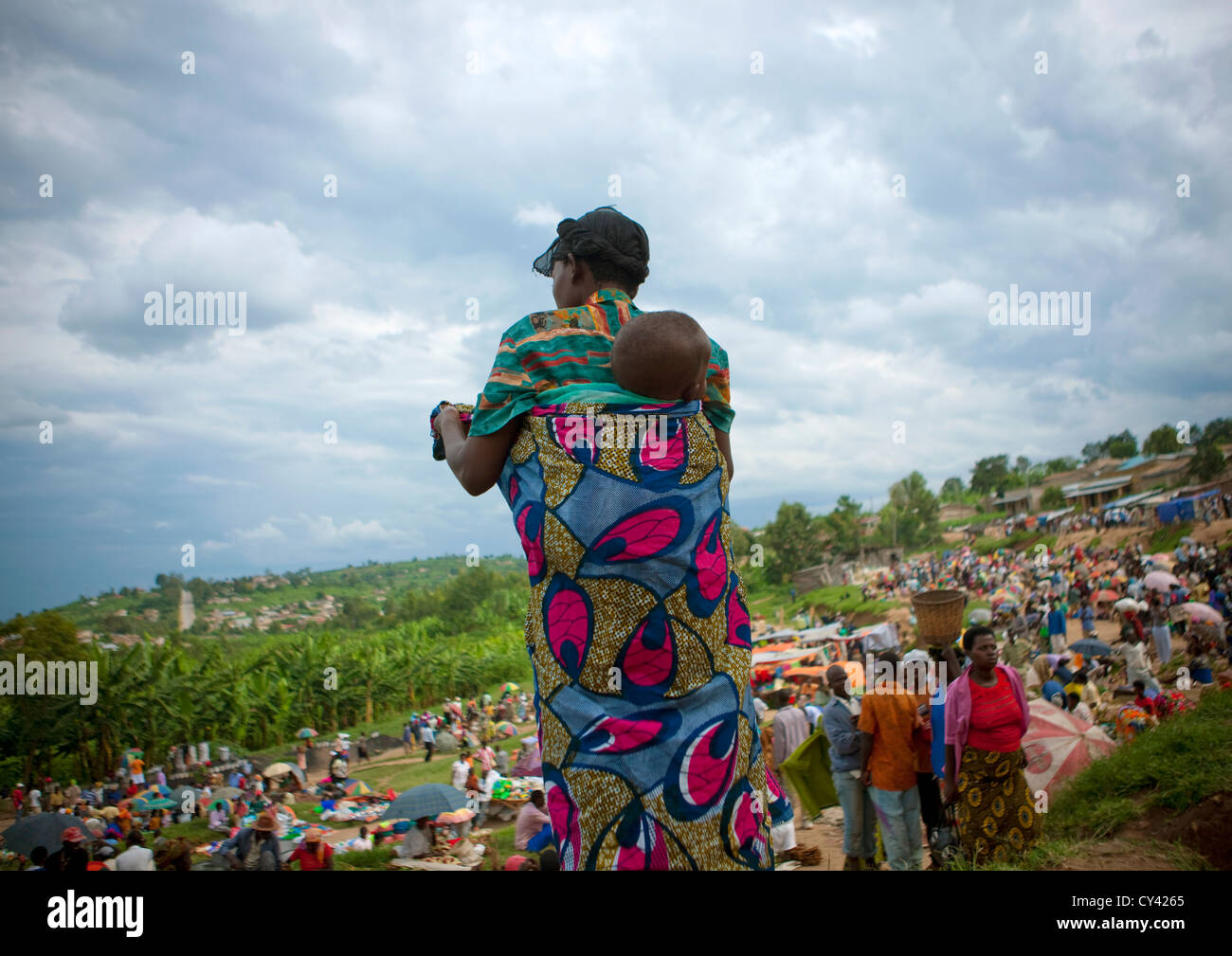 Mother And Baby On A Market Near Kigali - Rwanda Stock Photo - Alamy