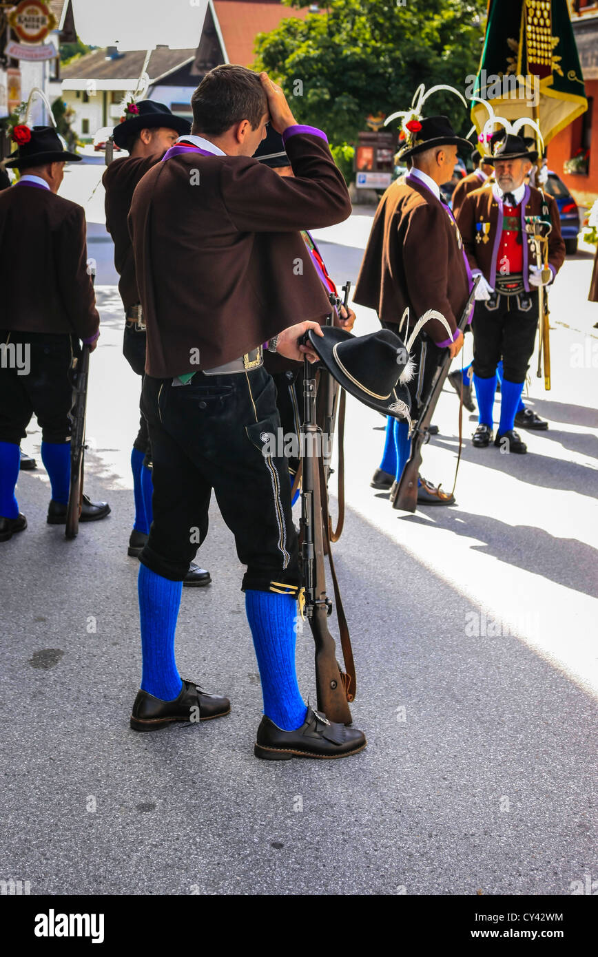 Austrian army parade hi-res stock photography and images - Alamy