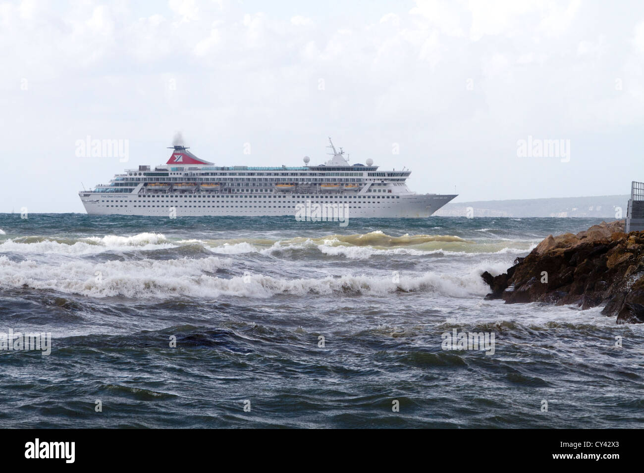 Cruise ship 'Balmoral' Fred Olsen line in rough sea Palma de Mallorca ...