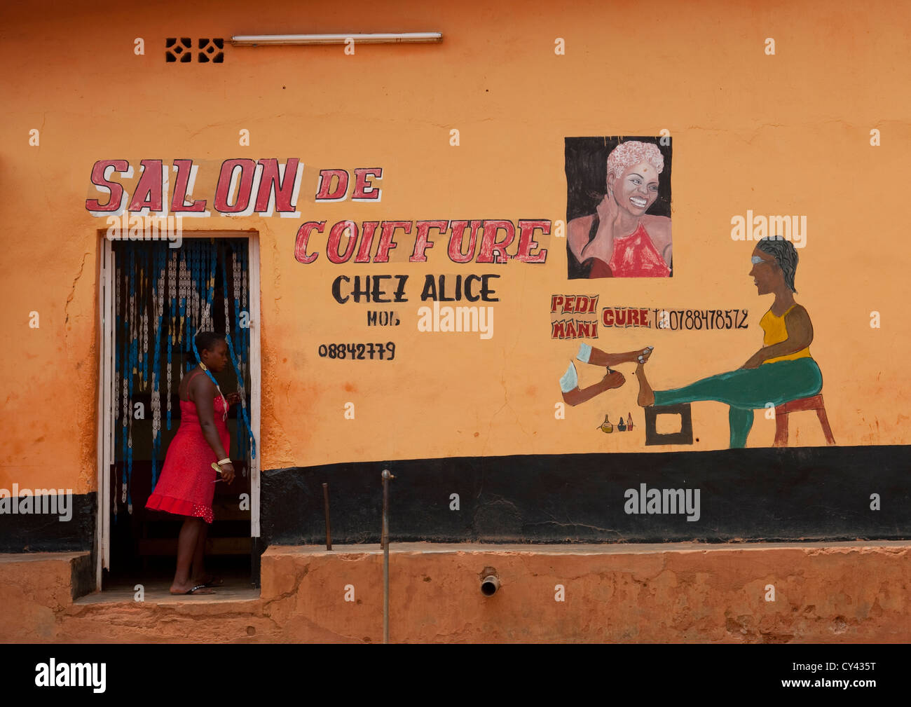 Hairdress Saloon In Kigali Muslim Quarter - Rwanda Stock Photo - Alamy