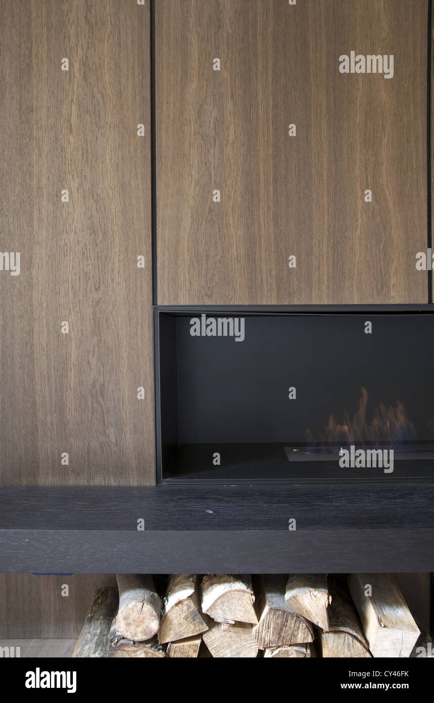 Fireplace blocks hi-res stock photography and images - Alamy