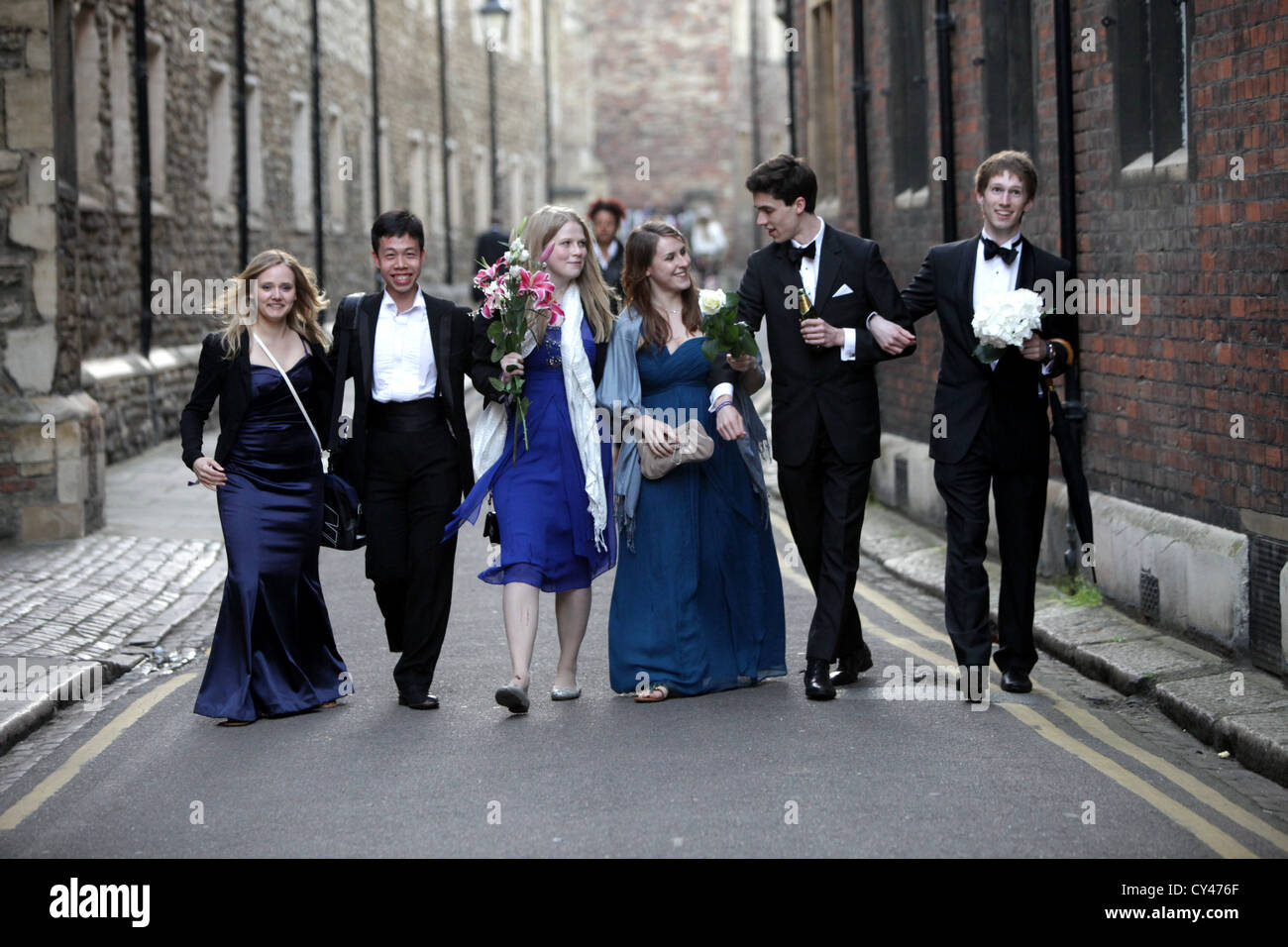 CAMBRIDGE UNIVERSITY STUDENTS AFTER THE TRINITY MAY BALL Stock Photo ...