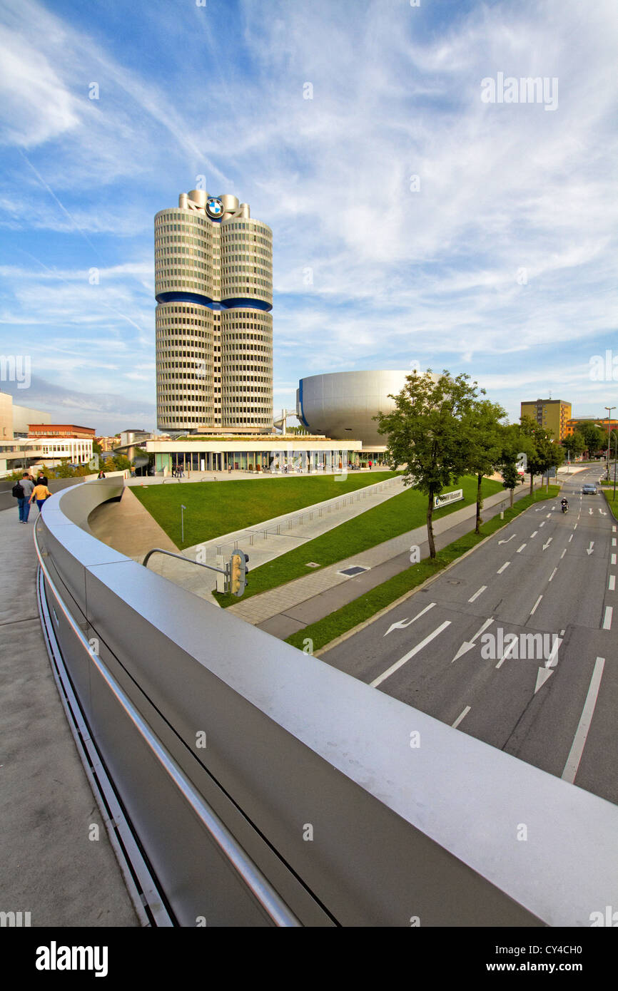 Bmw office hi-res stock photography and images - Alamy