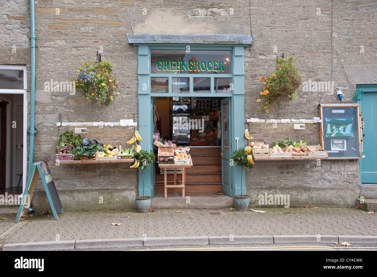 Greengrocers Shop High Resolution Stock Photography and Images - Alamy