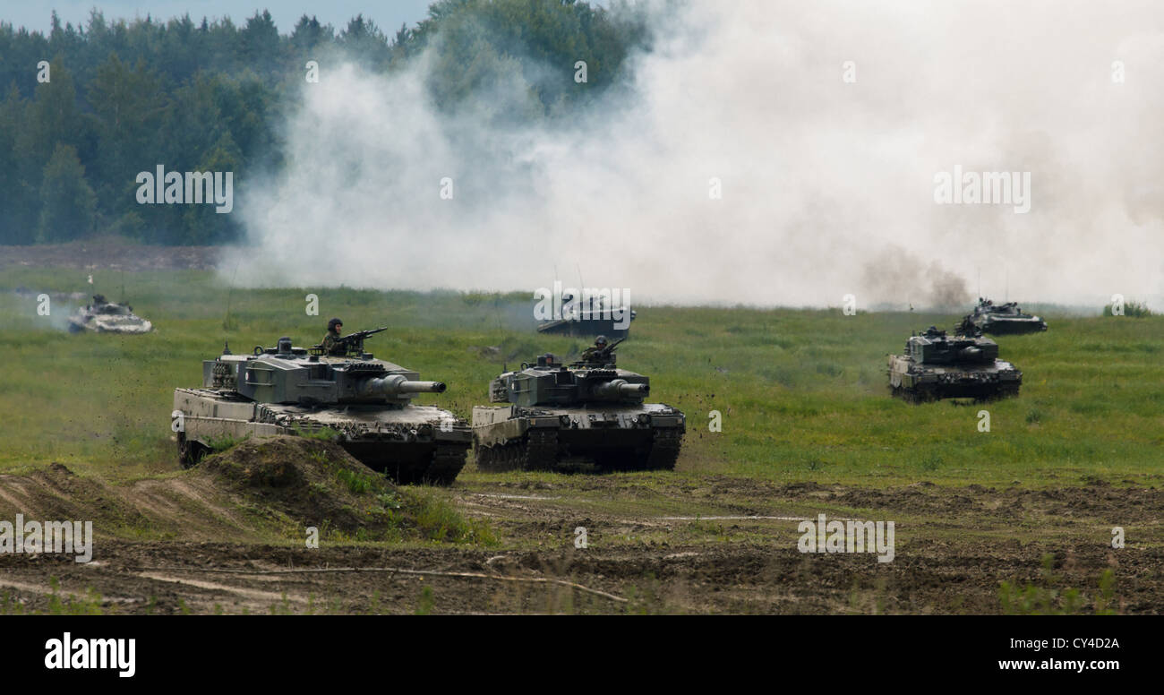 Leopard 2 A4 main battle tanks of the Finnish Army Stock Photo - Alamy