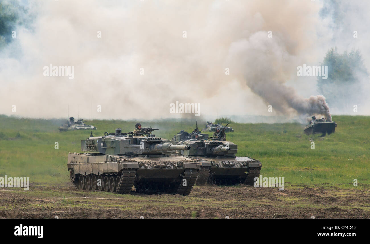 Leopard 2 A4 main battle tanks of the Finnish Army Stock Photo - Alamy