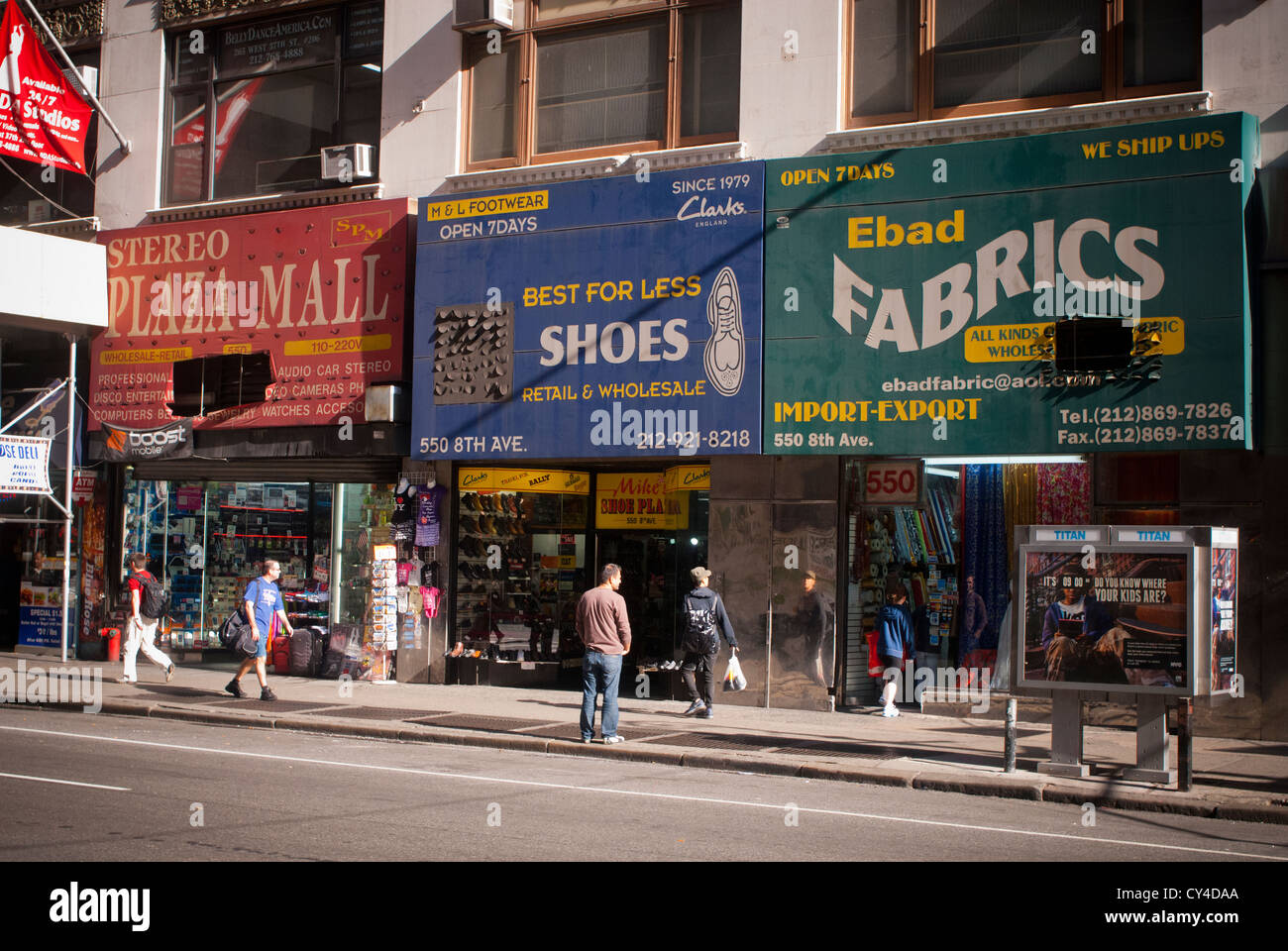 Old storefronts new york hi-res stock photography and images - Alamy