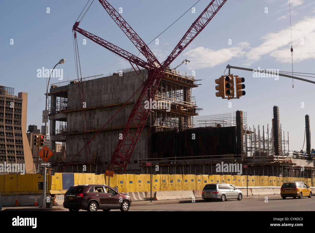 Number 7 subway line extension hi-res stock photography and images - Alamy