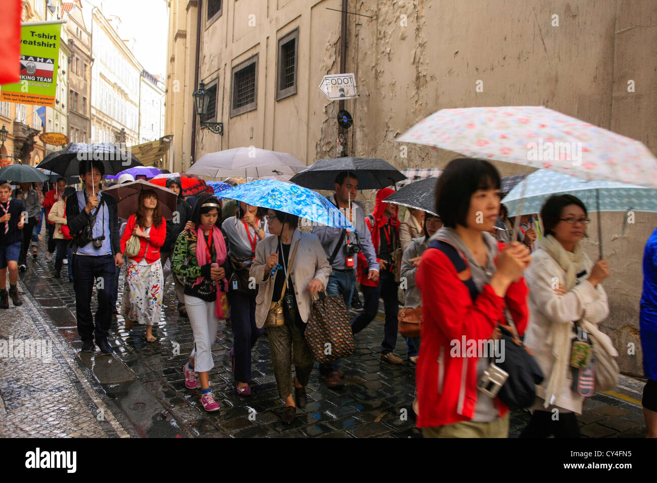 Staromestska mostecka vez hi-res stock photography and images - Alamy