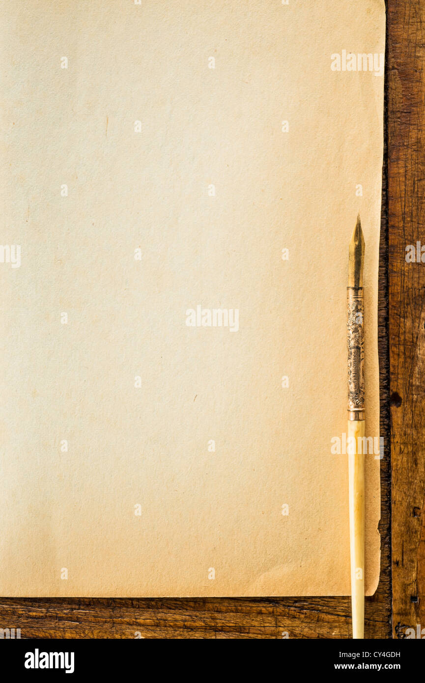 Old pen paper hi-res stock photography and images - Alamy