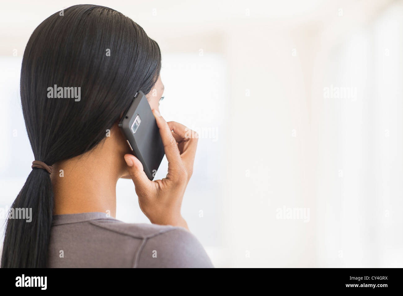 Over shoulder shot woman talking hi-res stock photography and images ...