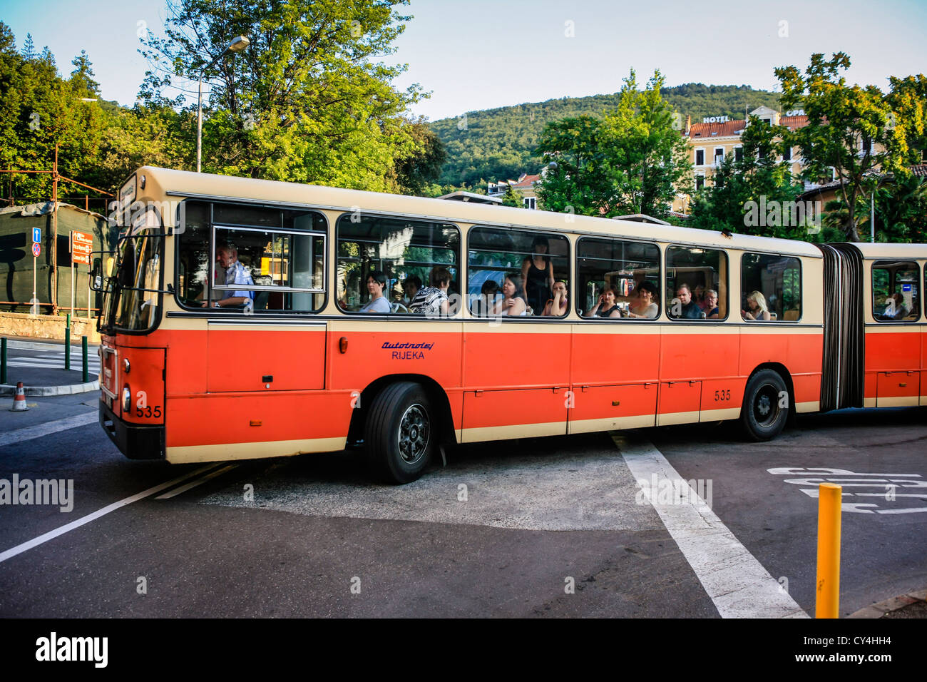 Croatian bendy-bus leaves Opatija with commuting workers Stock Photo ...