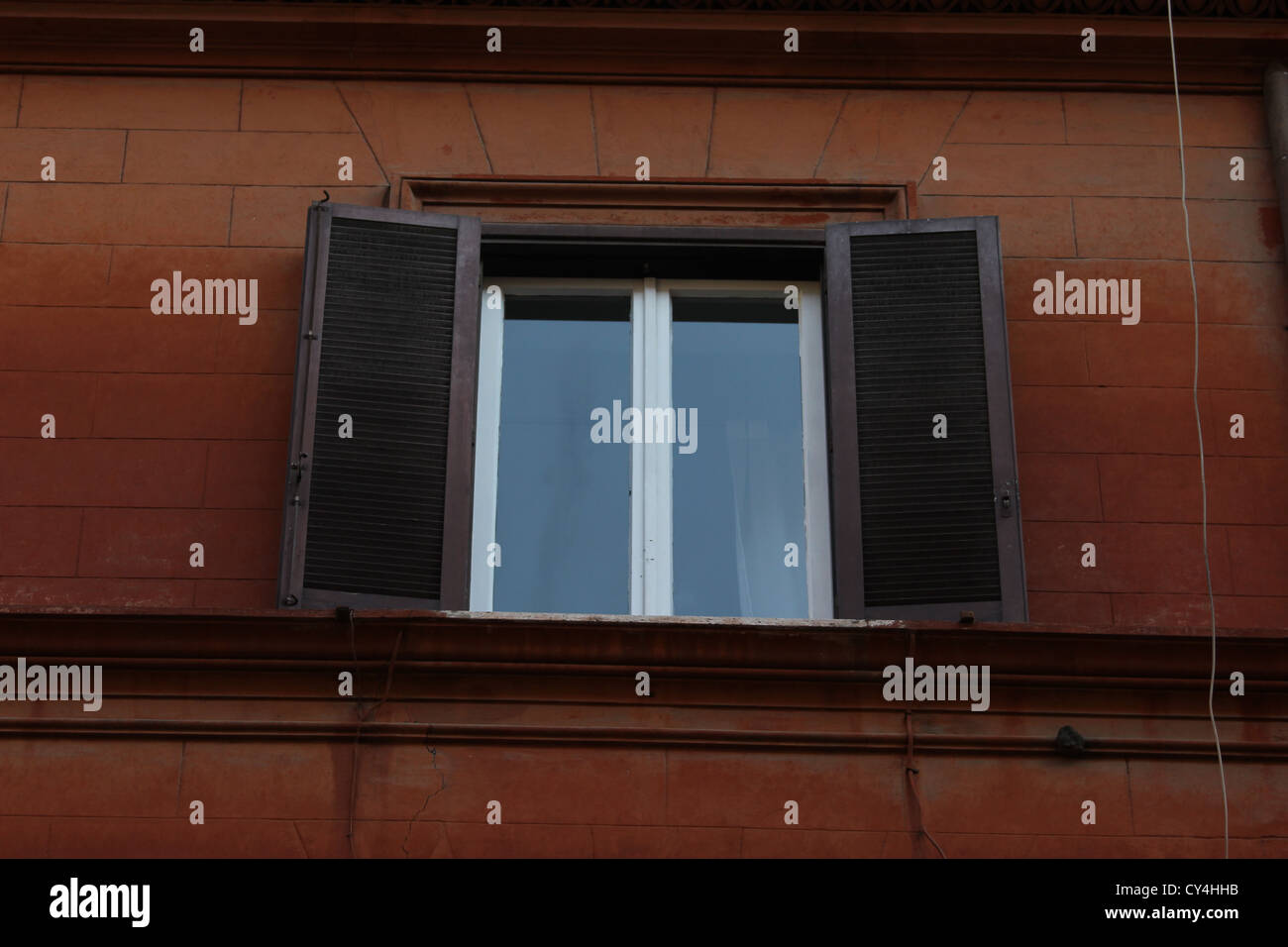 beautiful buildings in Italy's capital Rome, Roma, Rome, windows ...