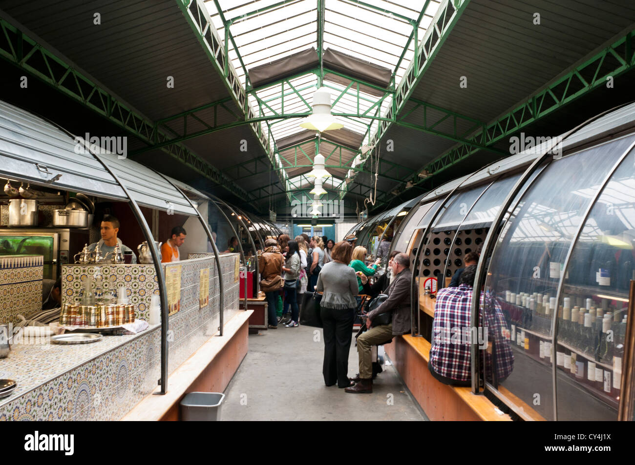 Marche des enfants rouges hi-res stock photography and images - Alamy