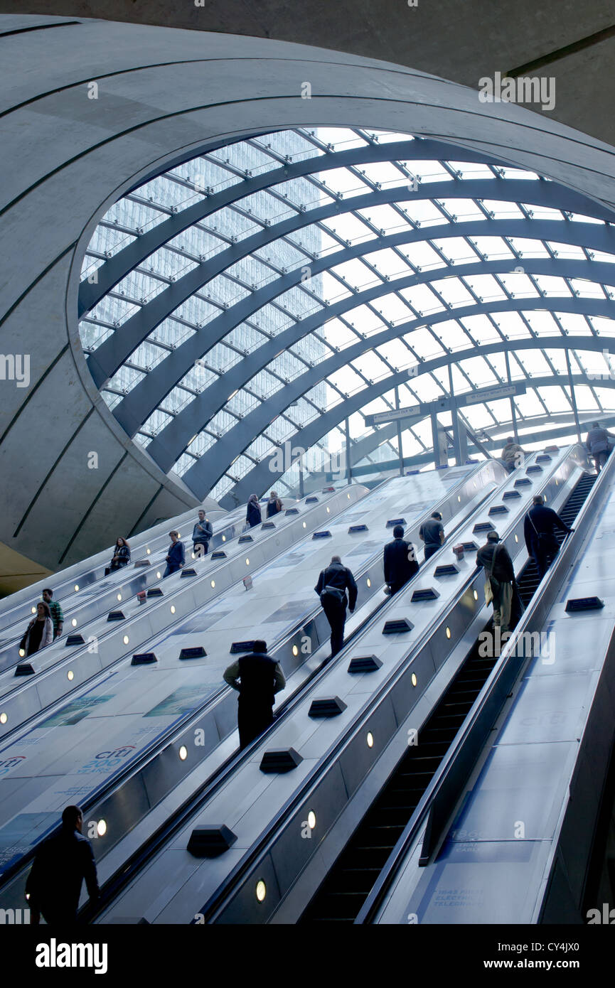 People going to work Stock Photo - Alamy